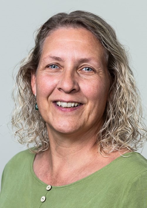 Case: Leadership Seminar Strengthens Team Cohesion and Knowledge Sharing